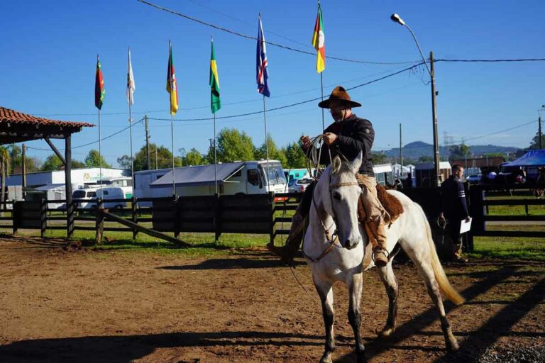 Programação do Rodeio Nacional de Campo Bom 2023 - Ache Festas